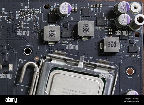 Computer Board Hardware Motherboard Microelectronics Server Cpu Chip Semiconductor Circuit Core