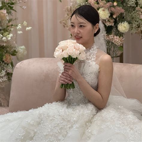 석미송웨딩 대구메이크업 대구웨딩드레스 대구웨딩 대구웨딩샵 대구웨딩워킹 비바탐탐 클라우디아 누벨드블랑 르블랑 청담동과 경기도 커플의 대구본식 후기🫧🖤 어여쁘신 본식