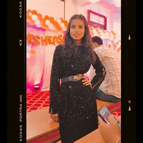 priya yadav🧿 youtube