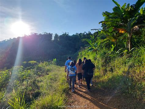 Gunung Ciung Alternatif Mendaki Gunung Di Sekitar Jakarta Dengan Bonus Curug Panyantelan