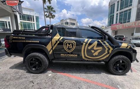 Why Vinyl Wraps Are Perfect For Your Toyota Hilux Yeswrap