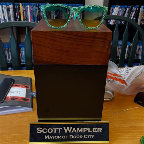 Mallory Omeara An Entire Year Without My Favorite Pervert I Miss