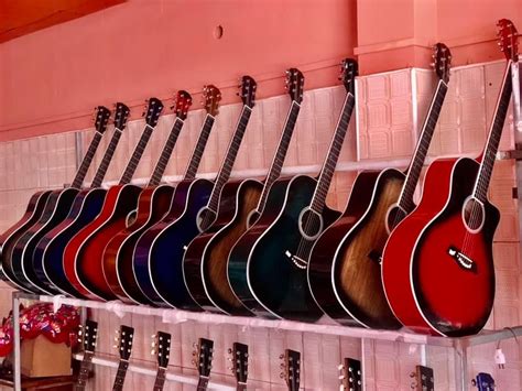 ခိုင်ကမ္ဘာ ခိုင်ကမ္ဘာ ဂတ်စ်နှင့်ဆက်စပ်ပစ္စည်းအရောင်းဆိုင်