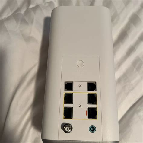 HIDEit XB Xfinity XB Gateway Modem Mount OFF