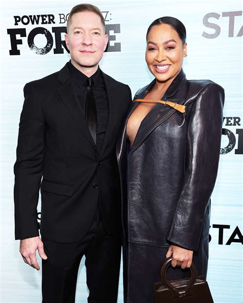 Star Tracks Keanu Reeves Jennifer Lopez Melissa Mccarthy [photos]