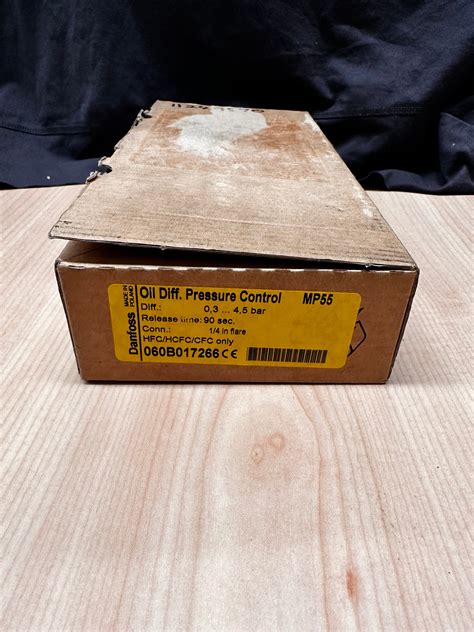 Danfoss 060b017266 Oil Diff Pressure Control Mining And Industrial Surplus