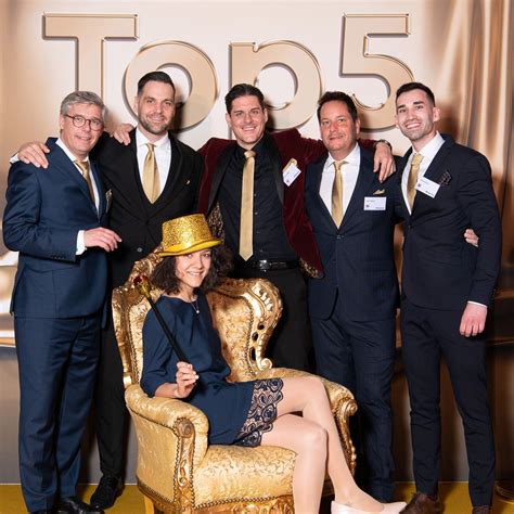 Wir Freuen Uns Mit Diesen Kolleginnen Und Kollegen Bei Baloise Top5