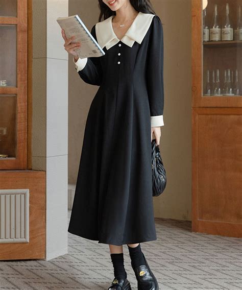 복고풍 블랙 롱원피스 배색 더블 카라넥 앞단추 퍼프 긴팔 벌룬소매 슬리밍 허리리본 하이웨스트 주름 슬릿 앞트임 A라인 원피스가을 간절기 단정한 깔끔한 단아한 레트로