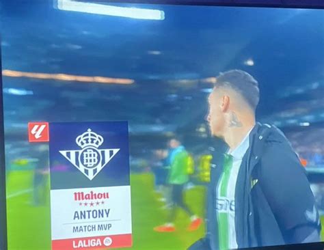 آنتونی و کسب جایزه بهترین بازیکن زمین در اولین بازی لالیگایی طرفداری