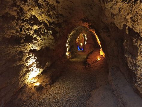 پرآب ترین قنات جهان مسدود شد بی آبی در اوج گرمای بم خبرگزاری مهر