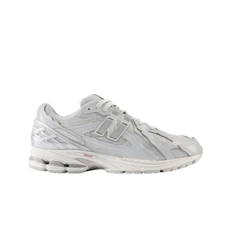 뉴발란스 1906 실버 Shop Kream