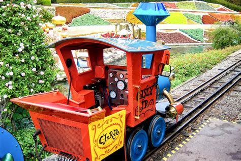 Casey Jr Circus Train Ride At Disneyland Things To Know
