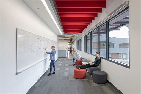 Xilinx Headquarters Building 3 Renovation By Noll And Tam Architects 谷德设计网