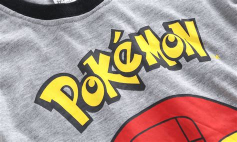 Pijama De Dos Piezas Gris Pikachu Pokémon • Todo Pijamas