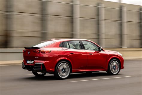 Bmw Ix1 Vs Bmw Ix2 Comparison Carexpert