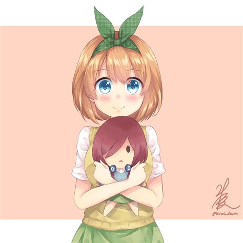 Yotsuba Hugs Her Miku Plushie Rmikunakano