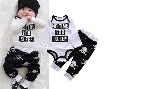 همه لباس های مورد نیاز پسر بچه تازه متولد شده تا 2 سالگی بهترین کودک