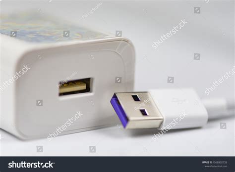 Usb C Fast Chargers Images Stock Photos Vectors Shutterstock