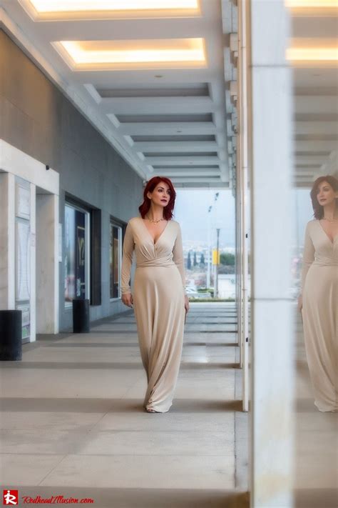 Redhead Illusion Mind Trap