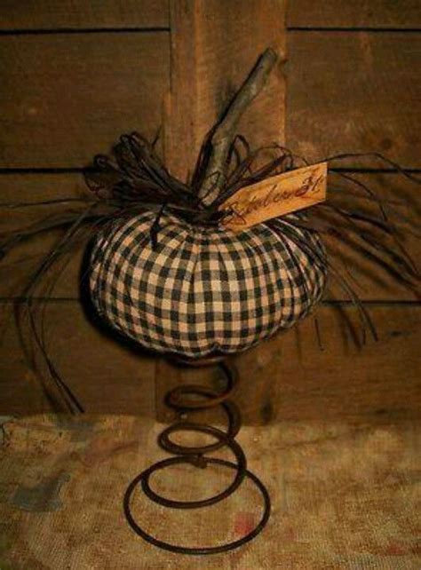 Pin On Fall Crafts Fall Halloween Crafts Bed Spring Crafts Fall Decor