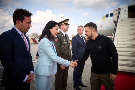 Підтримка України реалізація Формули миру та відбудова Володимир Зеленський зустрівся із