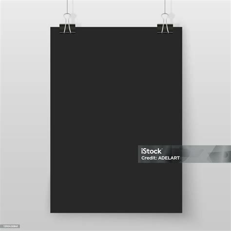 회색 벽에 바인더 클립에 포스터 직사각형 검은 종이 모형 디자인을위한 현대적인 수직 프레임 레터링 드로잉 프리젠 테이션 또는