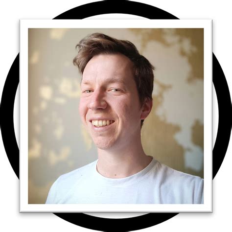 About The Oak Tree Medium