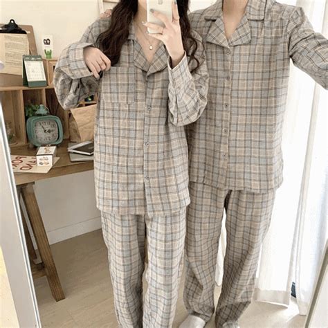 [커플] 피넛버터 체크 피치기모 잠옷 세트 2color