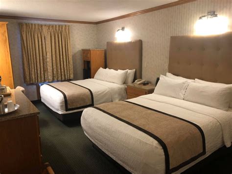 Sunset Inn And Suites
