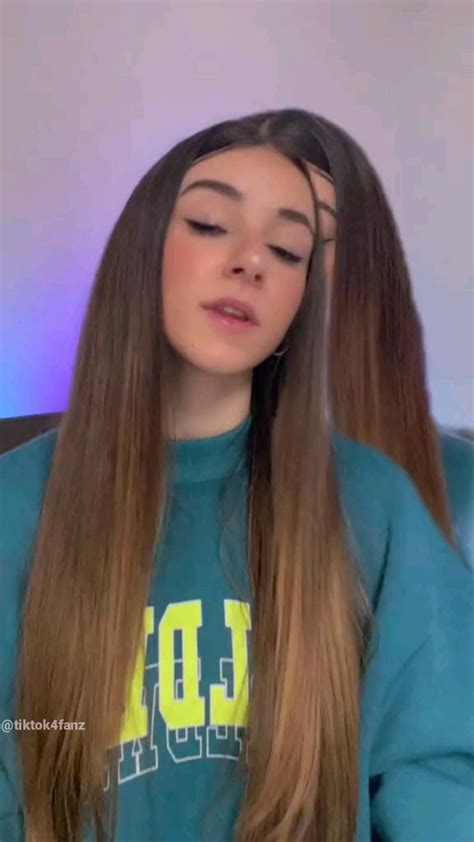 Tiktok4fanzinstagram On Pinno چالش جدید و ترند شده تیک تاک 🔥😁 دوس داشت