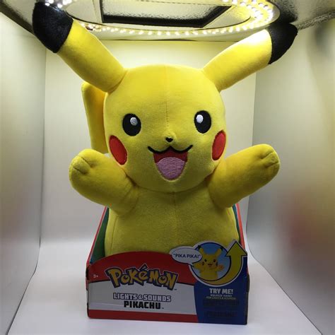 Pokemon Lights And Sounds Pikachu Talking Plush Toy Jazwares 4579472525
