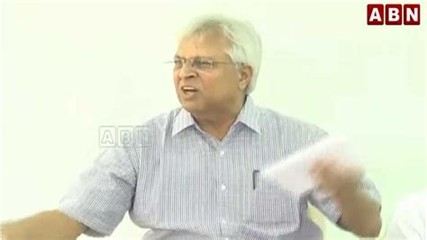 Undavalli Arunkumar జగన్‌కు తెలిసే జరిగితే ఏపీకి జగన్ ద్రోహం చేసినట్టే ఉండవల్లి Ex Mp