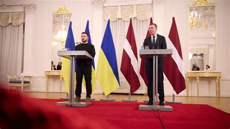 Заяви для ЗМІ за результатами переговорів Володимира Зеленського та Едгарса Рінкевичса Youtube