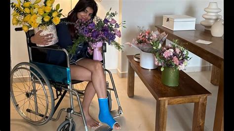 richa ravi sinha continues working even with a fracture says ‘my work