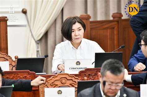 Г Уянгахишиг Улс төрийн болон нийгмийн дэмжлэг шаардлагатай төслүүдээ харвал хамтарсан засаг