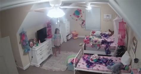 Man Hacks Ring Camera In Year Old Girl S Bedroom Taunts Her I M Santa Claus