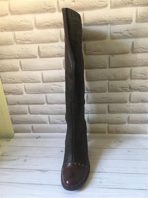 Шкіряні чоботи — ціна 700 грн у каталозі Черевики Купити жіночі речі за