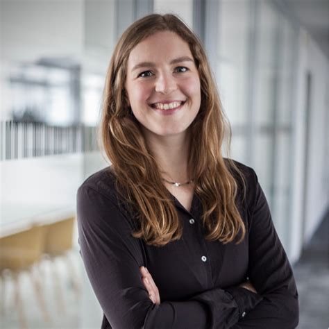 Mara Exner Produktmanagerin Mit Fachlicher Führung S Trust Sparkassen Finanzportal Gmbh