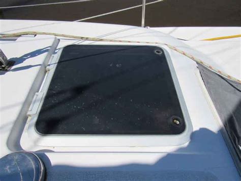 Bomar Hatch Gasket And Sealant Replacement On Gemini Catamaran April 7th 2016 Yachta Fun