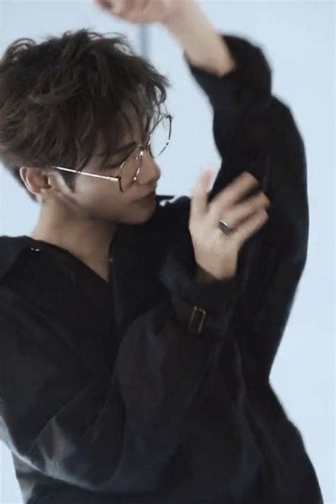 Ghim của ଘLynଓ trên Leo Luo Yunxi Diễn viên Đang yêu Bạn trai