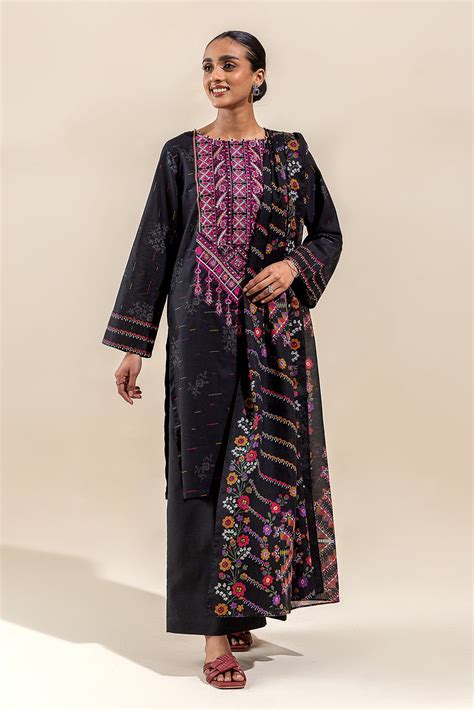 3 Piece Embroidered Lawn Suit Black Breezeunstitched Beechtree