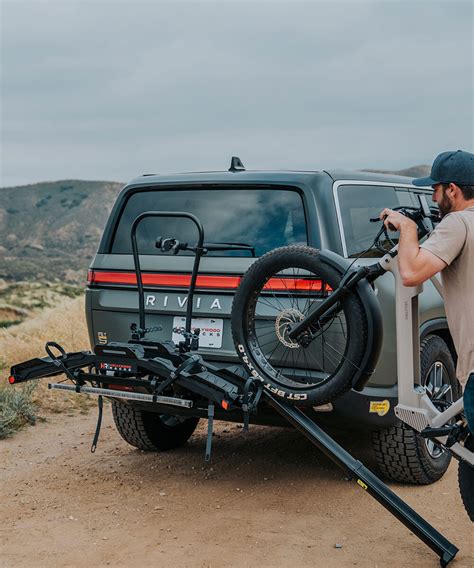 Destination E Bike Rack Led Light Bar Hollywood Racks