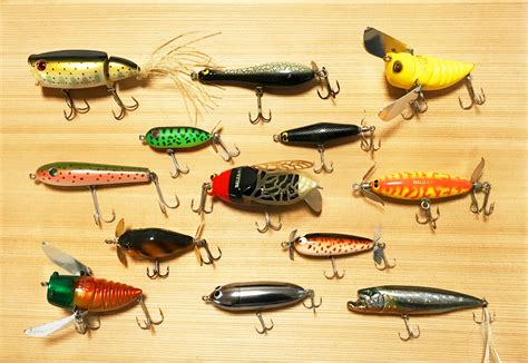 【2024年】トップウォータールアー種類別おすすめ8選！釣り方のコツや人気のタックルもご紹介 釣りラボマガジン