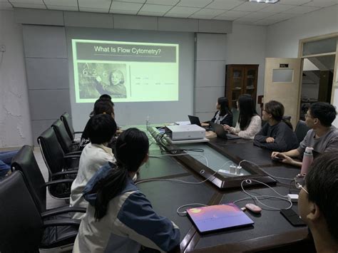 Lipaa第二期实验技术交流会 流式细胞仪的上机操作与简单作图