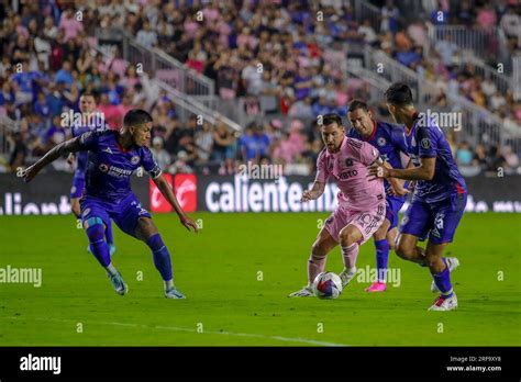 Lionel Messi On The Attack For Inter Miami Cf Against Cruz Azul In The