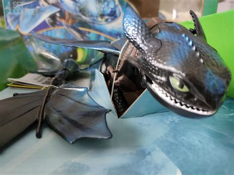 Dreamworks Dragons Беззубик Toothless дихає парою Як приручити дракона 2 000 грн