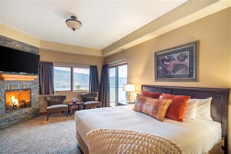 2 Bedroom Penthouse Suite Columbia Cliff Villas