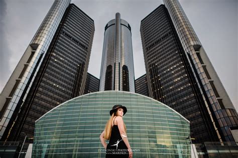 Samantha Fierens Senior Pictures In Downtown Detroit Blog