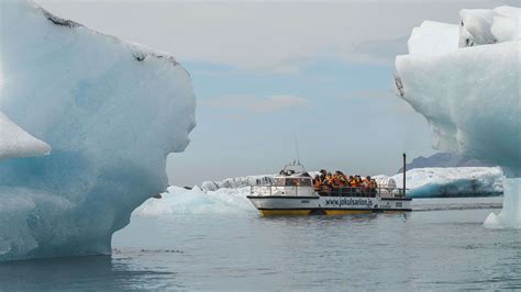 Amphibian Boat Tour On Jökulsárlón Glacier Lagoon