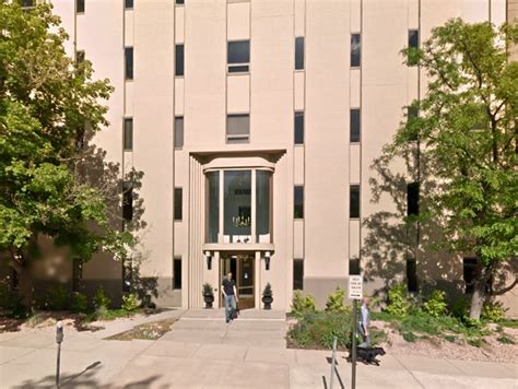 About Visual Persuasion Classes To Learn Adobe Creative Suite